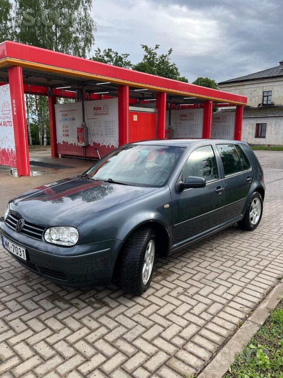 Zils Volkswagen Golf 2003 Dobele, ar dzinēja tilpumu 1.60 L un nobraukumu 325 tūkst. km par 360 €, foto 3 vietnē AUTOMOTO.COM.LV