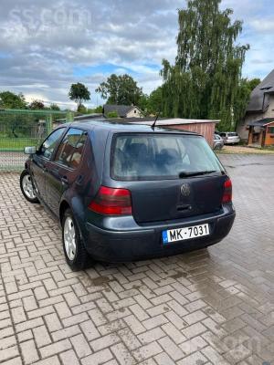 Zils Volkswagen Golf 2003 Dobele, ar dzinēja tilpumu 1.60 L un nobraukumu 325 tūkst. km par 360 €, foto 8 vietnē AUTOMOTO.COM.LV