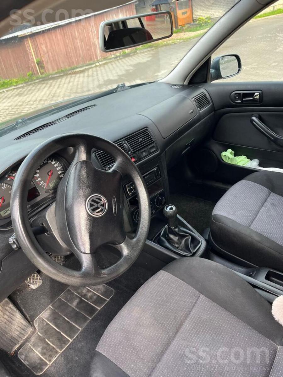 Zils Volkswagen Golf 2003 Dobele, ar dzinēja tilpumu 1.60 L un nobraukumu 325 tūkst. km par 360 €, foto 14 vietnē AUTOMOTO.COM.LV