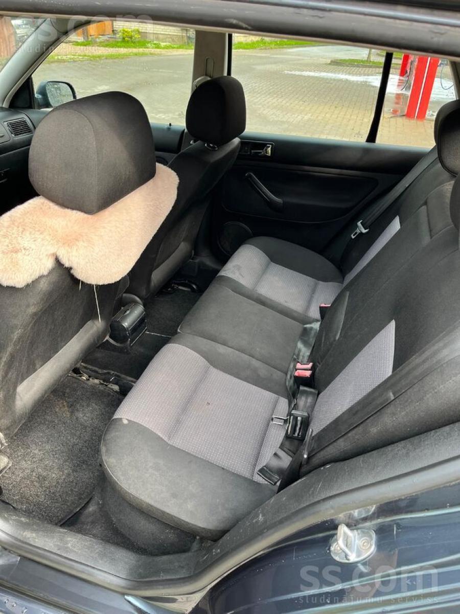 Zils Volkswagen Golf 2003 Dobele, ar dzinēja tilpumu 1.60 L un nobraukumu 325 tūkst. km par 360 €, foto 15 vietnē AUTOMOTO.COM.LV