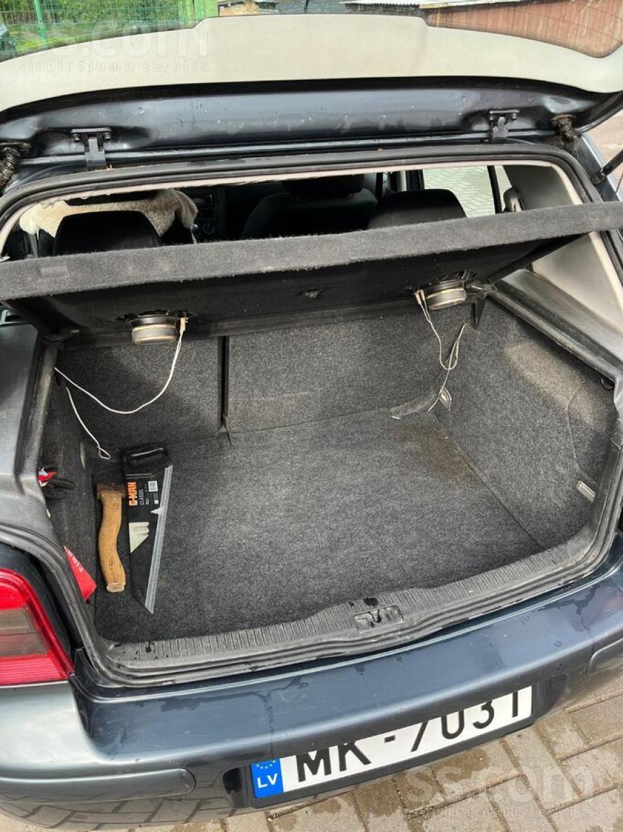 Zils Volkswagen Golf 2003 Dobele, ar dzinēja tilpumu 1.60 L un nobraukumu 325 tūkst. km par 360 €, foto 19 vietnē AUTOMOTO.COM.LV