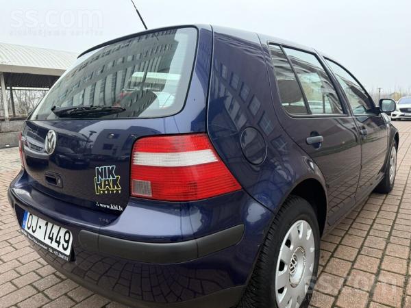 Zils Volkswagen Golf 2003 Rīga, ar dzinēja tilpumu 1.40 L un nobraukumu 0 tūkst. km par 1600 €, foto 4 vietnē AUTOMOTO.COM.LV