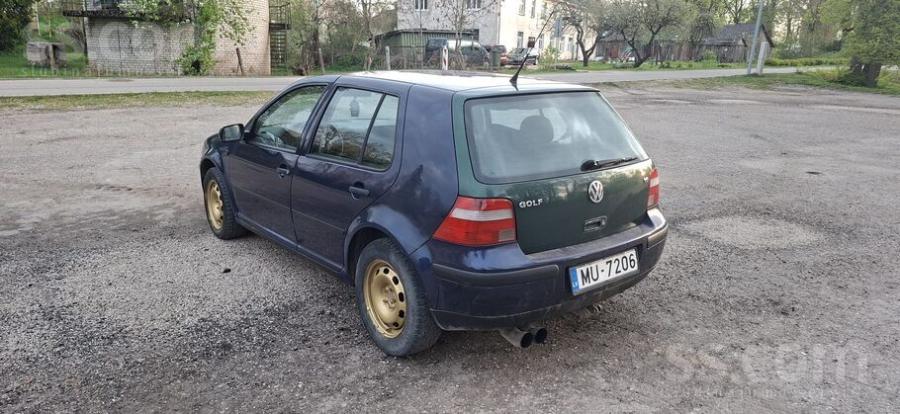 Blue Volkswagen Golf 2003 in Aluksne, with an engine capacity of 1.90 L and mileage of 285 thousand km for 700 €, photo 3 on AUTOMOTO.COM.LV