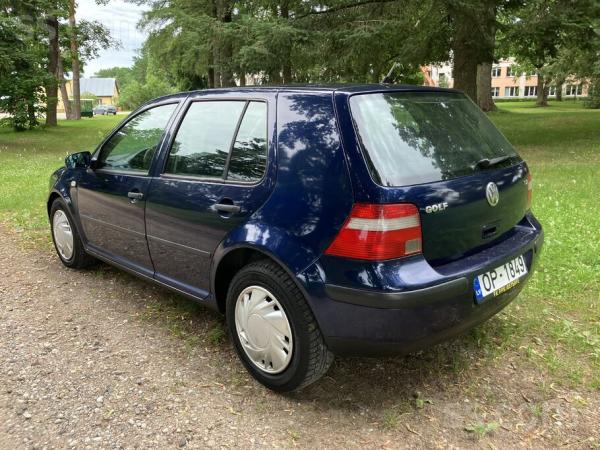 Blue Volkswagen Golf 2003 in Jelgava, with an engine capacity of 1.90 L and mileage of 310 thousand km for 1450 €, photo 5 on AUTOMOTO.COM.LV