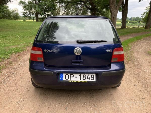 Blue Volkswagen Golf 2003 in Jelgava, with an engine capacity of 1.90 L and mileage of 310 thousand km for 1450 €, photo 10 on AUTOMOTO.COM.LV