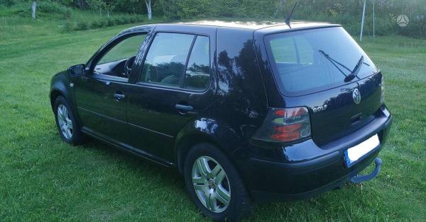 Zils Volkswagen Golf 2003 Alīta, ar dzinēja tilpumu 1.60 L un nobraukumu 239 tūkst. km par 750 €, foto 9 vietnē AUTOMOTO.COM.LV