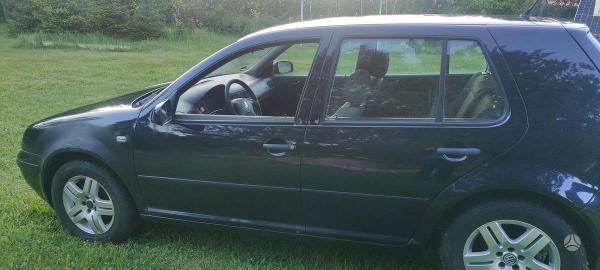 Zils Volkswagen Golf 2003 Alīta, ar dzinēja tilpumu 1.60 L un nobraukumu 239 tūkst. km par 750 €, foto 10 vietnē AUTOMOTO.COM.LV