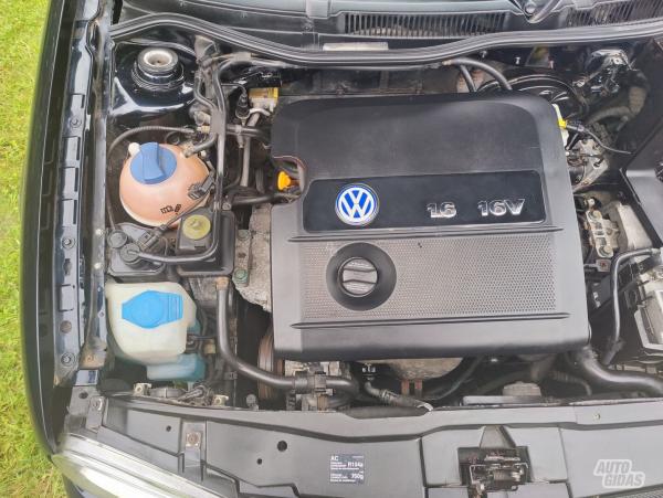 Blue Volkswagen Golf 2003 in Alytus, with an engine capacity of 1.60 L and mileage of 239 thousand km for 650 €, photo 8 on AUTOMOTO.COM.LV