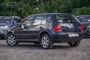 Zils Volkswagen Golf 2003 Rīga, ar dzinēja tilpumu 1.40 L un nobraukumu 244 tūkst. km par 2490 €, foto 4 vietnē AUTOMOTO.COM.LV