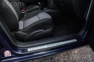 Zils Volkswagen Golf 2003 Rīga, ar dzinēja tilpumu 1.40 L un nobraukumu 244 tūkst. km par 2490 €, foto 6 vietnē AUTOMOTO.COM.LV