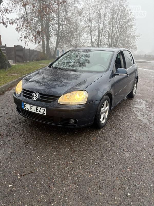 Zils Volkswagen Golf 2004 Raseiniai, ar dzinēja tilpumu 1.90 L un nobraukumu 258 tūkst. km par 1500 €, foto 1 vietnē AUTOMOTO.COM.LV