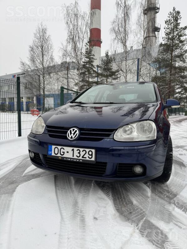 Blue Volkswagen Golf 2004 in Riga, with an engine capacity of 1.90 L and mileage of 270 thousand km for 1920 €, photo 1 on AUTOMOTO.COM.LV