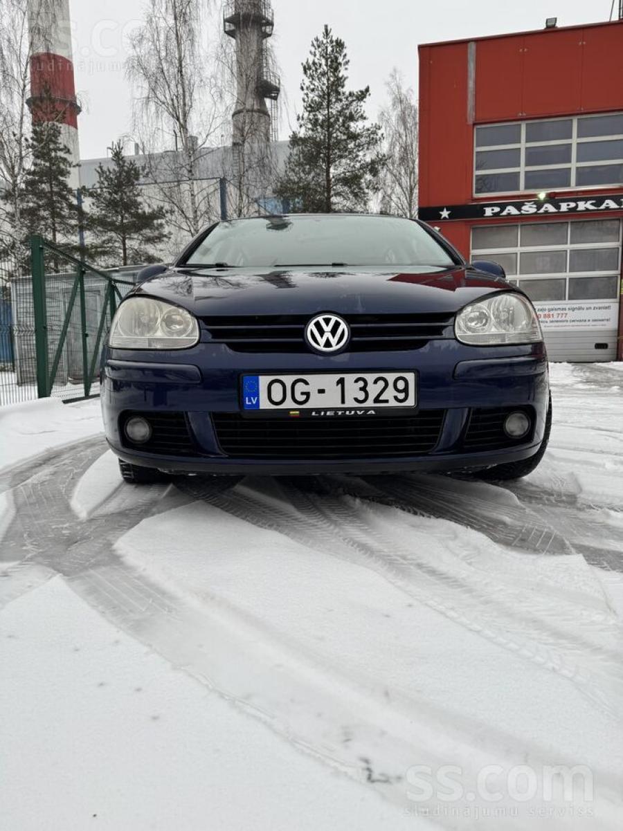 Zils Volkswagen Golf 2004 Rīga, ar dzinēja tilpumu 1.90 L un nobraukumu 270 tūkst. km par 1920 €, foto 6 vietnē AUTOMOTO.COM.LV