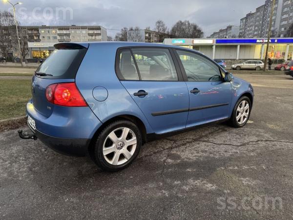 Blue Volkswagen Golf 2004 in Riga, with an engine capacity of 1.40 L and mileage of 210 thousand km for 2200 €, photo 4 on AUTOMOTO.COM.LV
