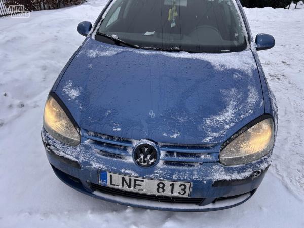 Zils Volkswagen Golf 2004 Kauņa, ar dzinēja tilpumu 1.60 L un nobraukumu 342 tūkst. km par 1000 €, foto 1 vietnē AUTOMOTO.COM.LV