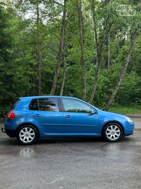 Blue Volkswagen Golf 2004 in Alytus, with an engine capacity of 2.00 L and mileage of 308 thousand km for 1950 €, photo 8 on AUTOMOTO.COM.LV