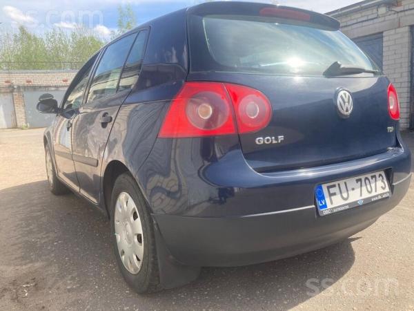 Blue Volkswagen Golf 2004 in Riga, with an engine capacity of 1.90 L and mileage of 438 thousand km for 1000 €, photo 2 on AUTOMOTO.COM.LV