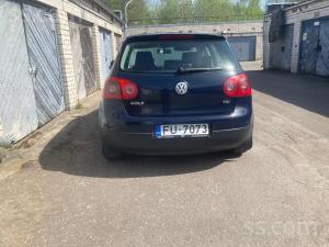 Blue Volkswagen Golf 2004 in Riga, with an engine capacity of 1.90 L and mileage of 438 thousand km for 1000 €, photo 5 on AUTOMOTO.COM.LV