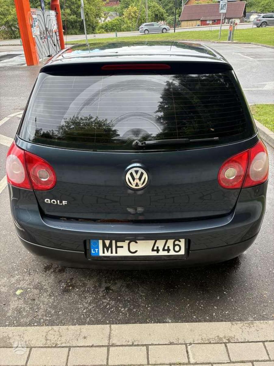 Blue Volkswagen Golf 2004 in Vilnius, with an engine capacity of 1.90 L and mileage of 325 thousand km for 600 €, photo 6 on AUTOMOTO.COM.LV