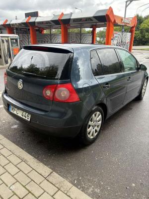 Blue Volkswagen Golf 2004 in Vilnius, with an engine capacity of 1.90 L and mileage of 325 thousand km for 600 €, photo 7 on AUTOMOTO.COM.LV