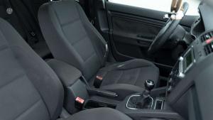 Blue Volkswagen Golf 2004 in Kaunas, with an engine capacity of 1.97 L and mileage of 335 thousand km for 1000 €, photo 11 on AUTOMOTO.COM.LV