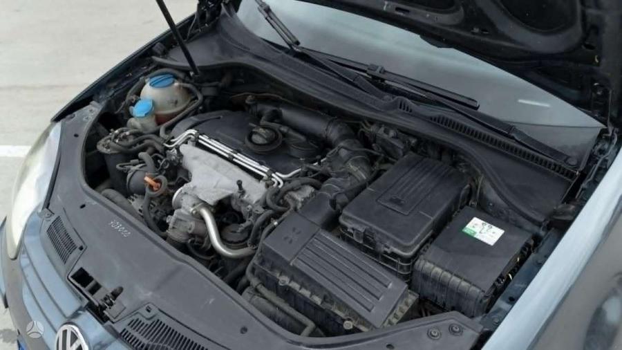 Blue Volkswagen Golf 2004 in Kaunas, with an engine capacity of 1.97 L and mileage of 335 thousand km for 1000 €, photo 20 on AUTOMOTO.COM.LV