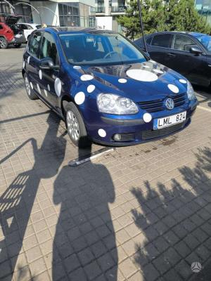 Blue Volkswagen Golf 2004 in Vilnius, with an engine capacity of 1.60 L and mileage of 289 thousand km for 1300 €, photo 3 on AUTOMOTO.COM.LV