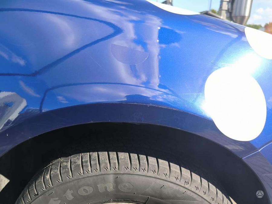 Blue Volkswagen Golf 2004 in Vilnius, with an engine capacity of 1.60 L and mileage of 289 thousand km for 1300 €, photo 8 on AUTOMOTO.COM.LV