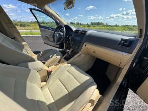 Zils Volkswagen Golf 2004 Jelgava, ar dzinēja tilpumu 1.90 L un nobraukumu 345 tūkst. km par 1450 €, foto 8 vietnē AUTOMOTO.COM.LV