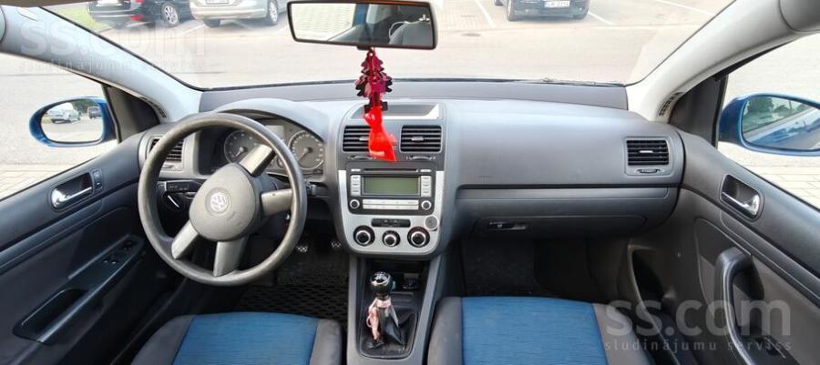 Zils Volkswagen Golf 2004 Rīga, ar dzinēja tilpumu 1.40 L un nobraukumu 302 tūkst. km par 1400 €, foto 6 vietnē AUTOMOTO.COM.LV