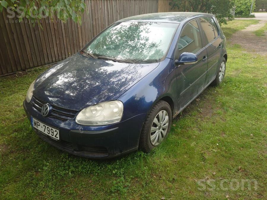 Zils Volkswagen Golf 2004 Jelgava, ar dzinēja tilpumu 1.40 L un nobraukumu 0 tūkst. km par 100 €, foto 1 vietnē AUTOMOTO.COM.LV