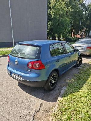 Zils Volkswagen Golf 2004 Klaipėda, ar dzinēja tilpumu 1.90 L un nobraukumu 556 tūkst. km par 850 €, foto 3 vietnē AUTOMOTO.COM.LV