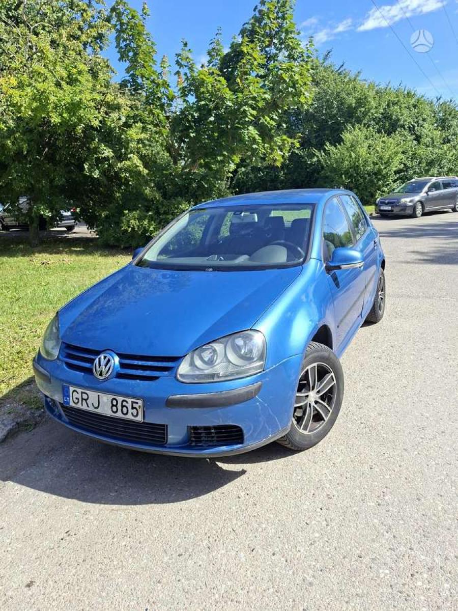 Zils Volkswagen Golf 2004 Klaipėda, ar dzinēja tilpumu 1.90 L un nobraukumu 556 tūkst. km par 850 €, foto 5 vietnē AUTOMOTO.COM.LV