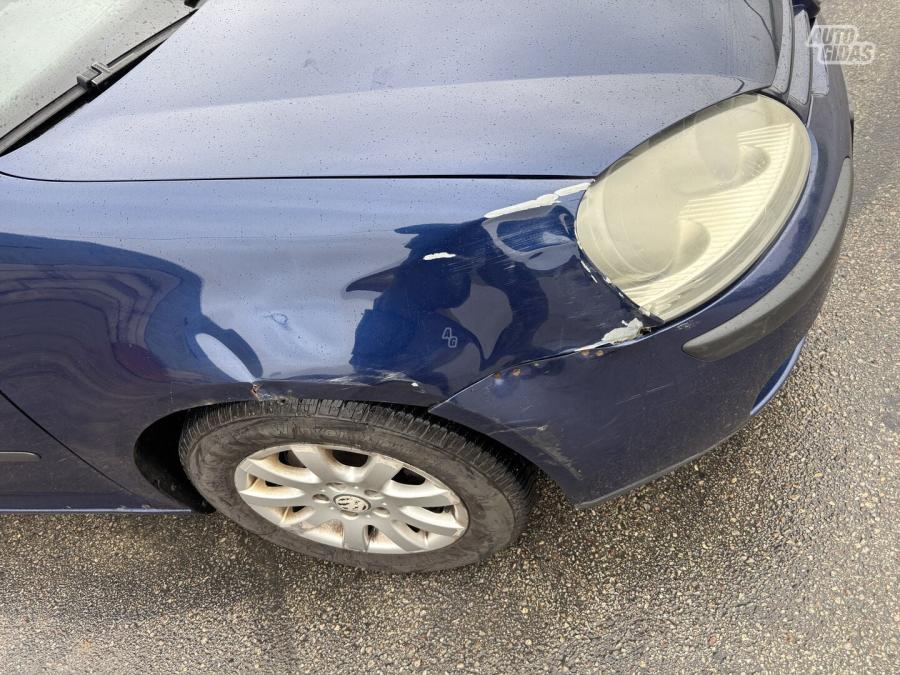 Blue Volkswagen Golf 2004 in Kaunas, with an engine capacity of 1.90 L and mileage of 488 thousand km for 1250 €, photo 12 on AUTOMOTO.COM.LV