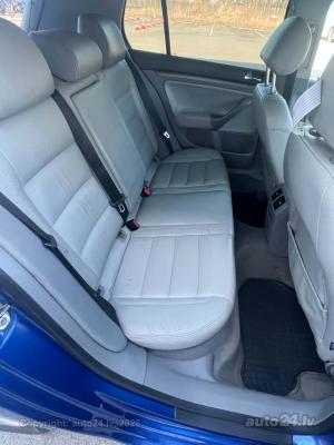 Blue Volkswagen Golf 2004 in Tartu, with an engine capacity of 2.00 L and mileage of 297 thousand km for 2500 €, photo 5 on AUTOMOTO.COM.LV