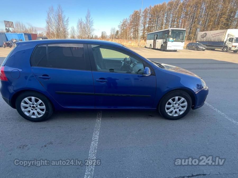 Blue Volkswagen Golf 2004 in Tartu, with an engine capacity of 2.00 L and mileage of 297 thousand km for 2500 €, photo 7 on AUTOMOTO.COM.LV
