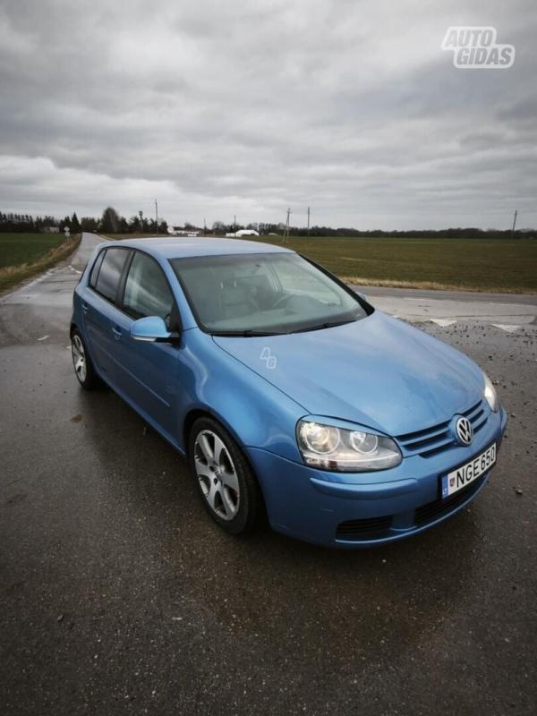 Zils Volkswagen Golf 2005 Kazlų Rūda, ar dzinēja tilpumu 1.90 L un nobraukumu 293 tūkst. km par 2750 €, foto 1 vietnē AUTOMOTO.COM.LV