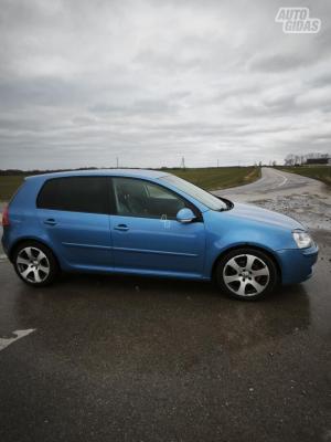 Zils Volkswagen Golf 2005 Kazlų Rūda, ar dzinēja tilpumu 1.90 L un nobraukumu 293 tūkst. km par 2750 €, foto 2 vietnē AUTOMOTO.COM.LV