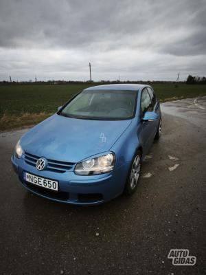 Zils Volkswagen Golf 2005 Kazlų Rūda, ar dzinēja tilpumu 1.90 L un nobraukumu 293 tūkst. km par 2750 €, foto 3 vietnē AUTOMOTO.COM.LV