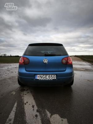 Zils Volkswagen Golf 2005 Kazlų Rūda, ar dzinēja tilpumu 1.90 L un nobraukumu 293 tūkst. km par 2750 €, foto 4 vietnē AUTOMOTO.COM.LV