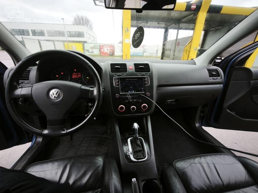Zils Volkswagen Golf 2005 Kazlų Rūda, ar dzinēja tilpumu 1.90 L un nobraukumu 293 tūkst. km par 2750 €, foto 6 vietnē AUTOMOTO.COM.LV