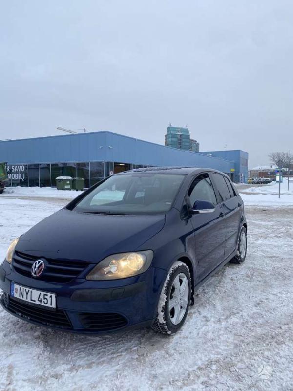 Blue Volkswagen Golf 2005 in Klaipeda, with an engine capacity of 1.40 L and mileage of 266 thousand km for 1650 €, photo 7 on AUTOMOTO.COM.LV