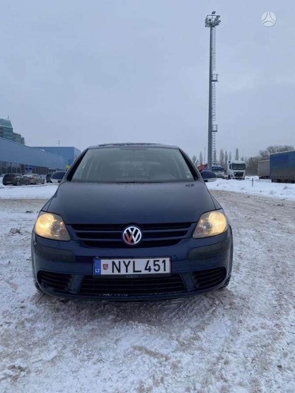 Blue Volkswagen Golf 2005 in Klaipeda, with an engine capacity of 1.40 L and mileage of 266 thousand km for 1650 €, photo 8 on AUTOMOTO.COM.LV