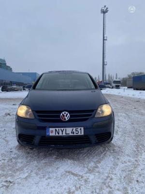 Zils Volkswagen Golf 2005 Klaipėda, ar dzinēja tilpumu 1.40 L un nobraukumu 266 tūkst. km par 1650 €, foto 8 vietnē AUTOMOTO.COM.LV