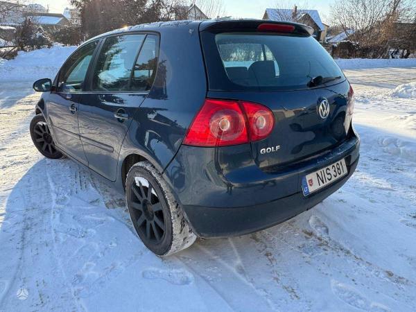 Blue Volkswagen Golf 2005 in Kaunas, with an engine capacity of 1.97 L and mileage of 285 thousand km for 1300 €, photo 6 on AUTOMOTO.COM.LV