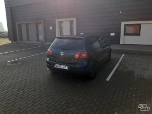 Blue Volkswagen Golf 2005 in Kaunas, with an engine capacity of 2.00 L and mileage of 300 thousand km for 690 €, photo 12 on AUTOMOTO.COM.LV