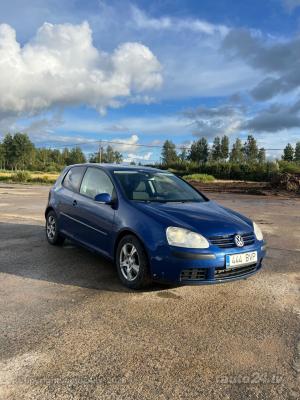 Zils Volkswagen Golf 2005 Tartu, ar dzinēja tilpumu 2.00 L un nobraukumu 321 tūkst. km par 3000 €, foto 4 vietnē AUTOMOTO.COM.LV