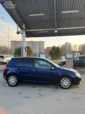 Blue Volkswagen Golf 2005 in Klaipeda, with an engine capacity of 2.00 L and mileage of 313 thousand km for 1250 €, photo 2 on AUTOMOTO.COM.LV