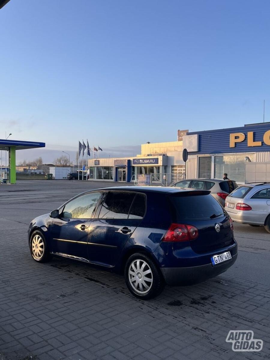 Blue Volkswagen Golf 2005 in Klaipeda, with an engine capacity of 2.00 L and mileage of 313 thousand km for 1250 €, photo 6 on AUTOMOTO.COM.LV
