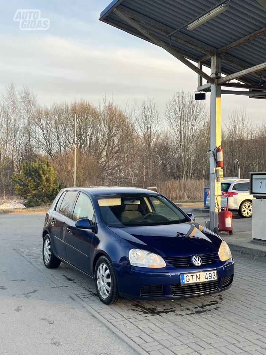 Blue Volkswagen Golf 2005 in Klaipeda, with an engine capacity of 2.00 L and mileage of 313 thousand km for 1250 €, photo 8 on AUTOMOTO.COM.LV